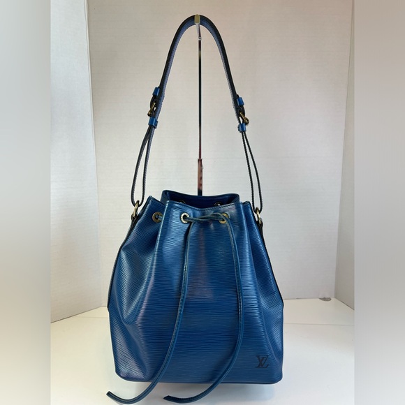 Louis Vuitton | Bags | Louis Vuitton Vintage Blue Epi Noe Leather ...